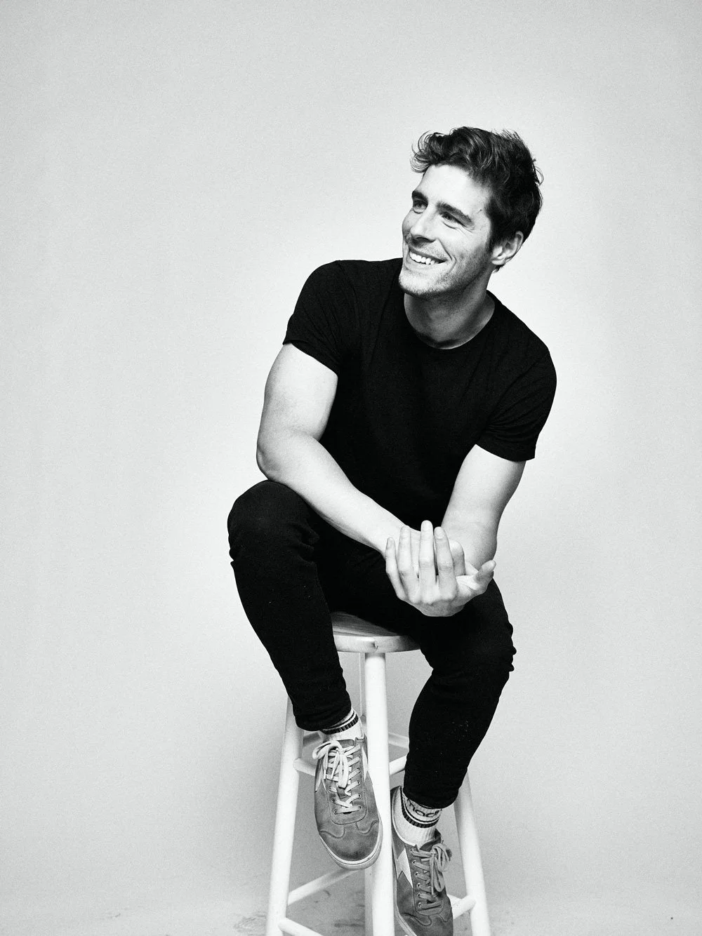 Bio — CHARLIE MCELVEEN