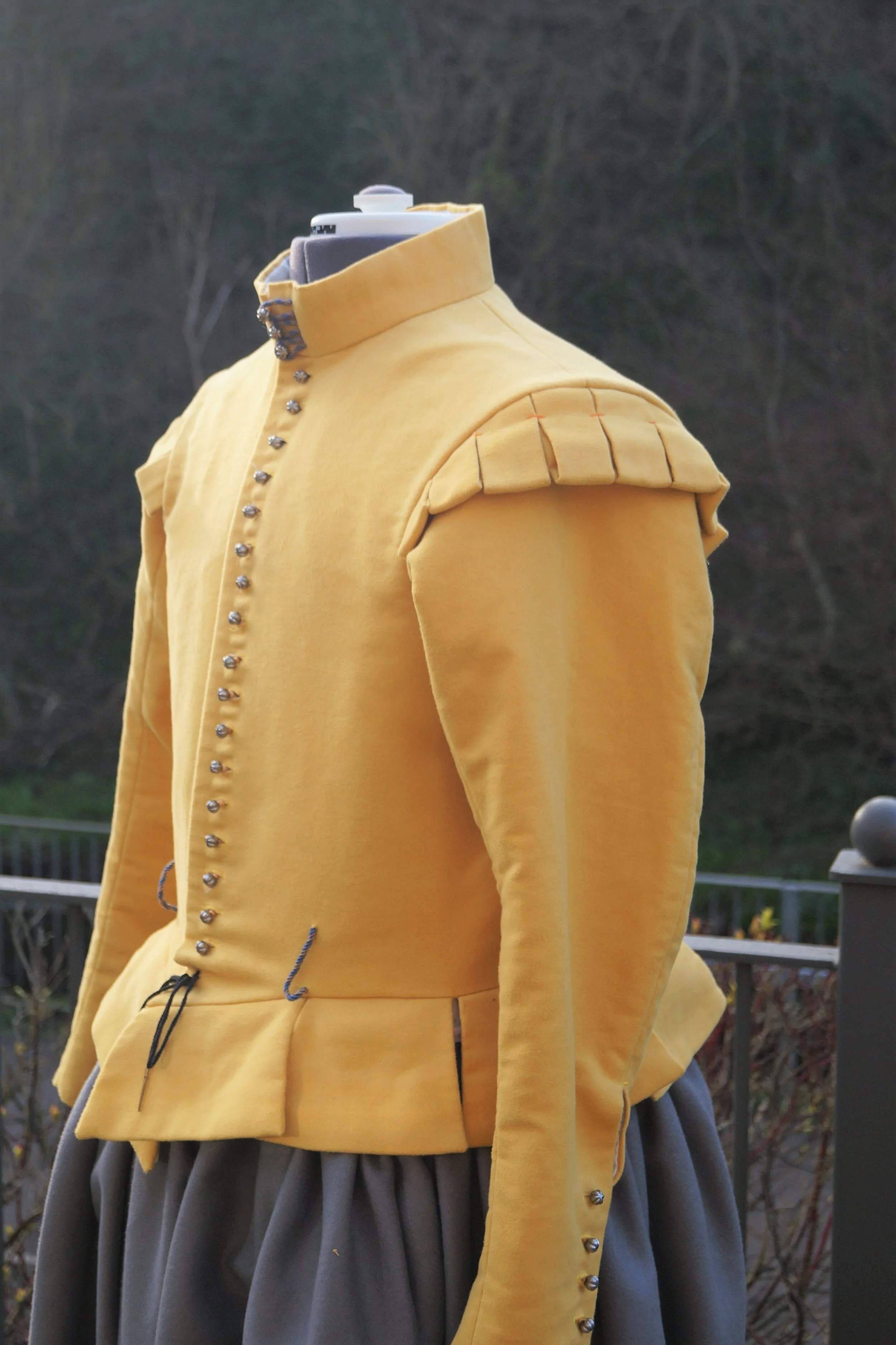 1630 Suit of Men's Clothing — Properly Dressed