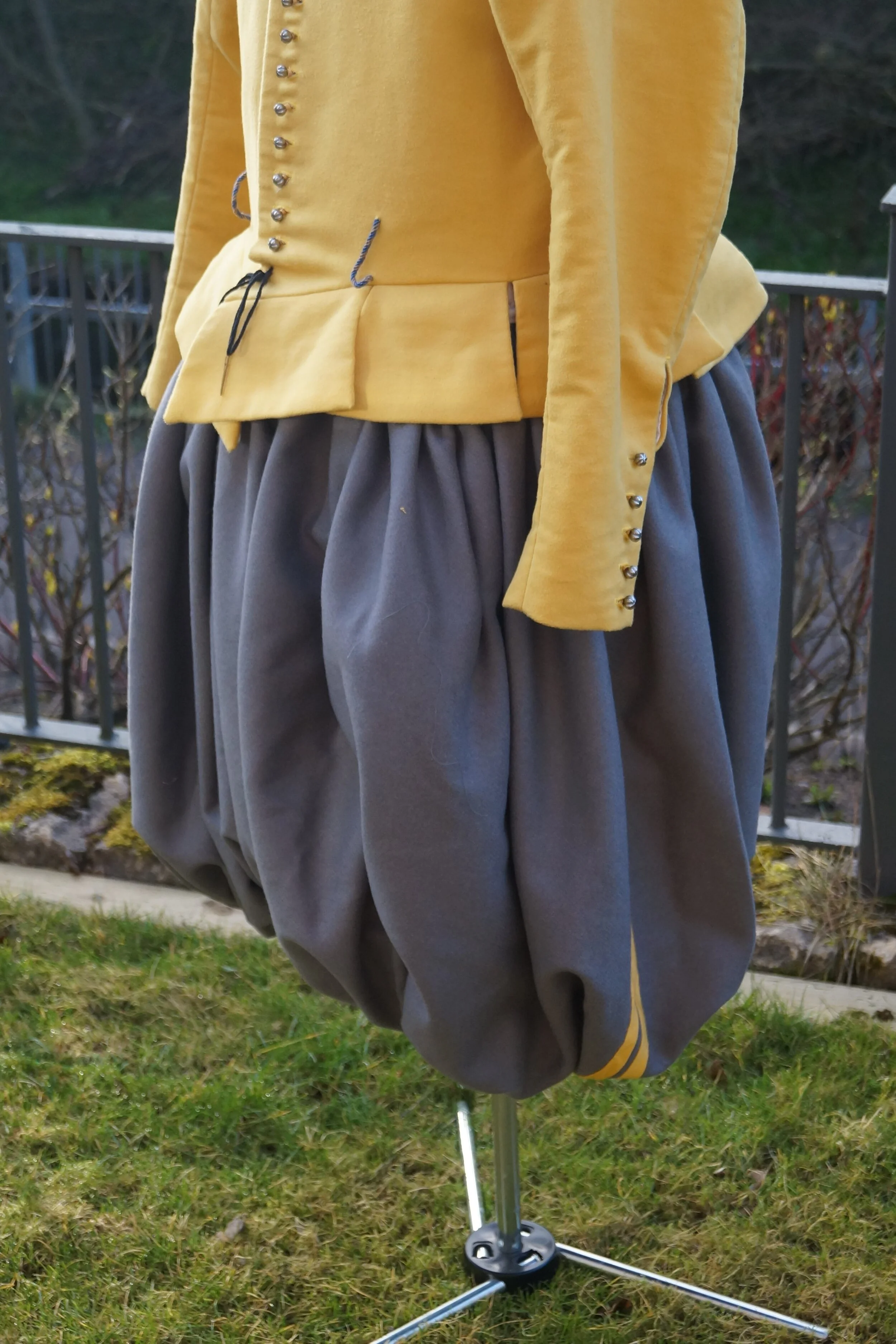 Men's Breeches — Properly Dressed
