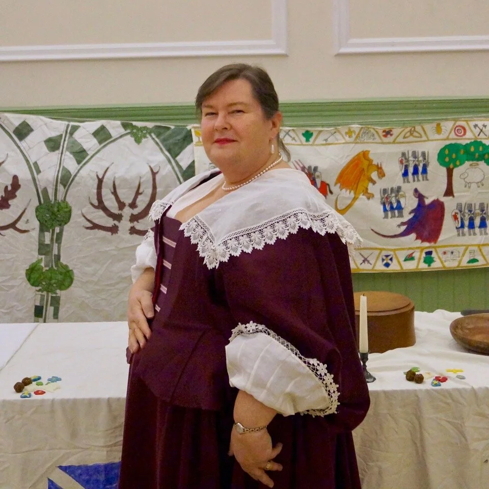 1630's Gentlewoman's Dress — Properly Dressed