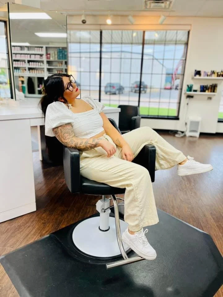 salon lace.