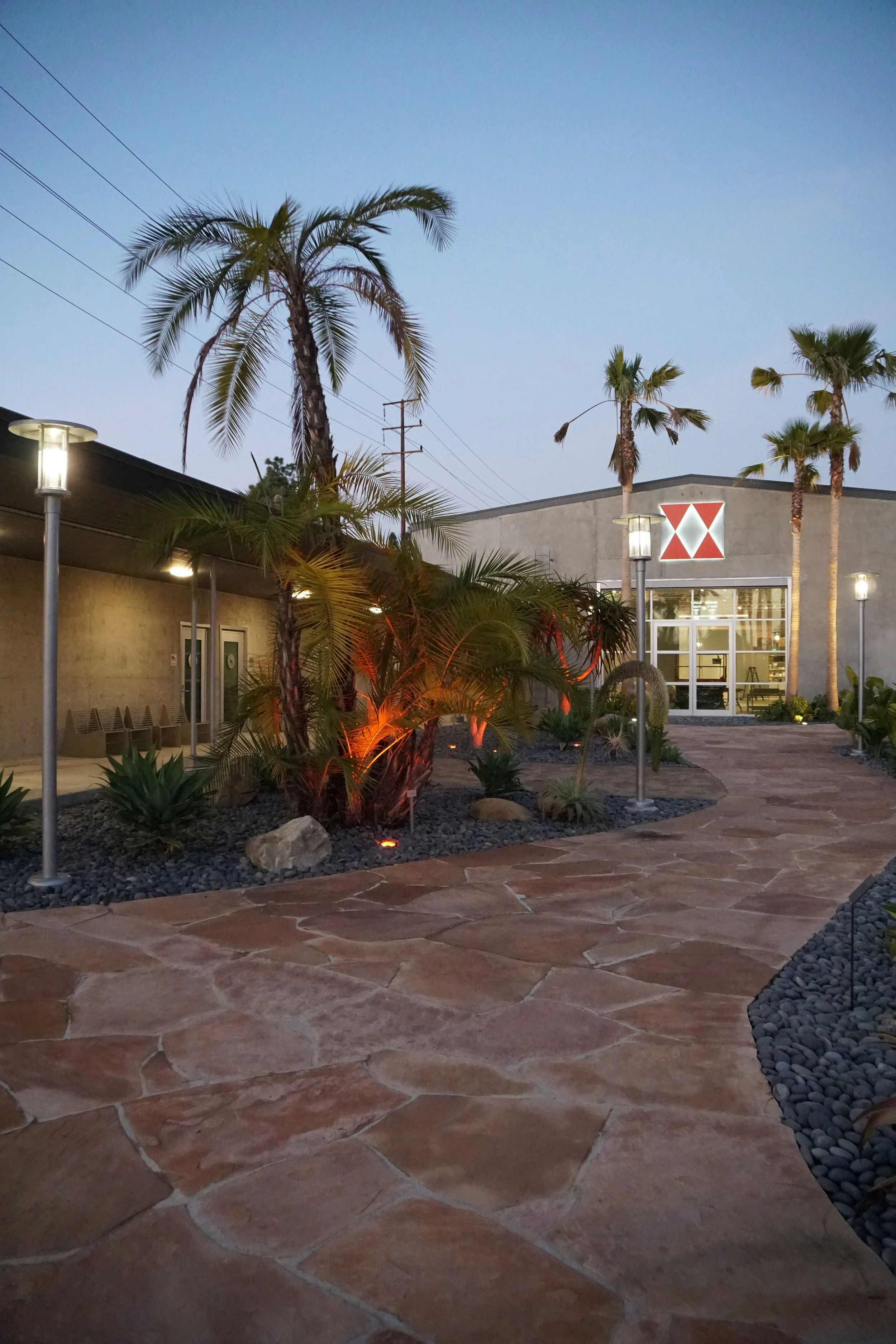 Zuma Lighting | Outdoor Architectural, Area, & Custom Lighting - Los ...