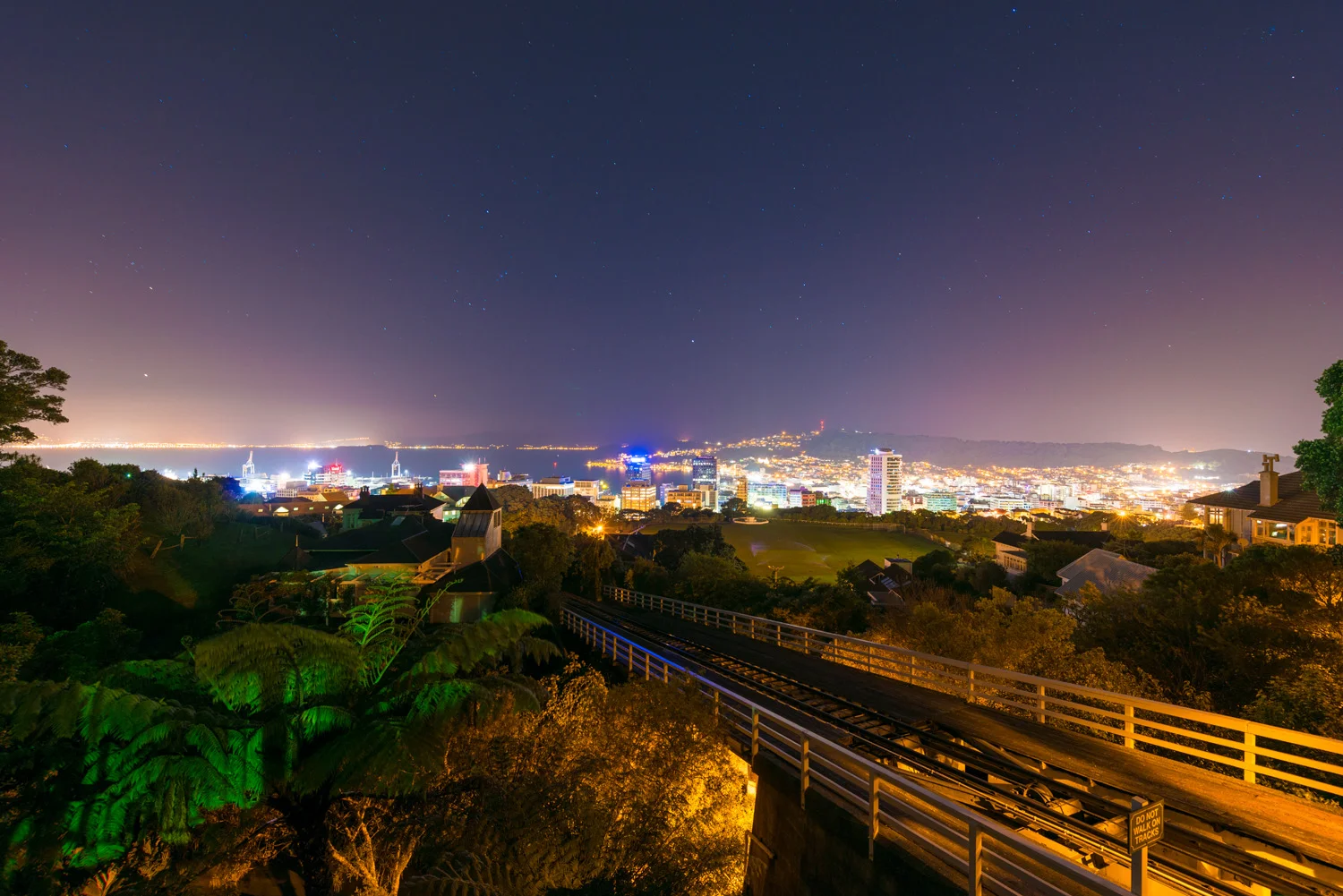 Wellington Gallery by New Zealand photographer Corin Walker Bain ...