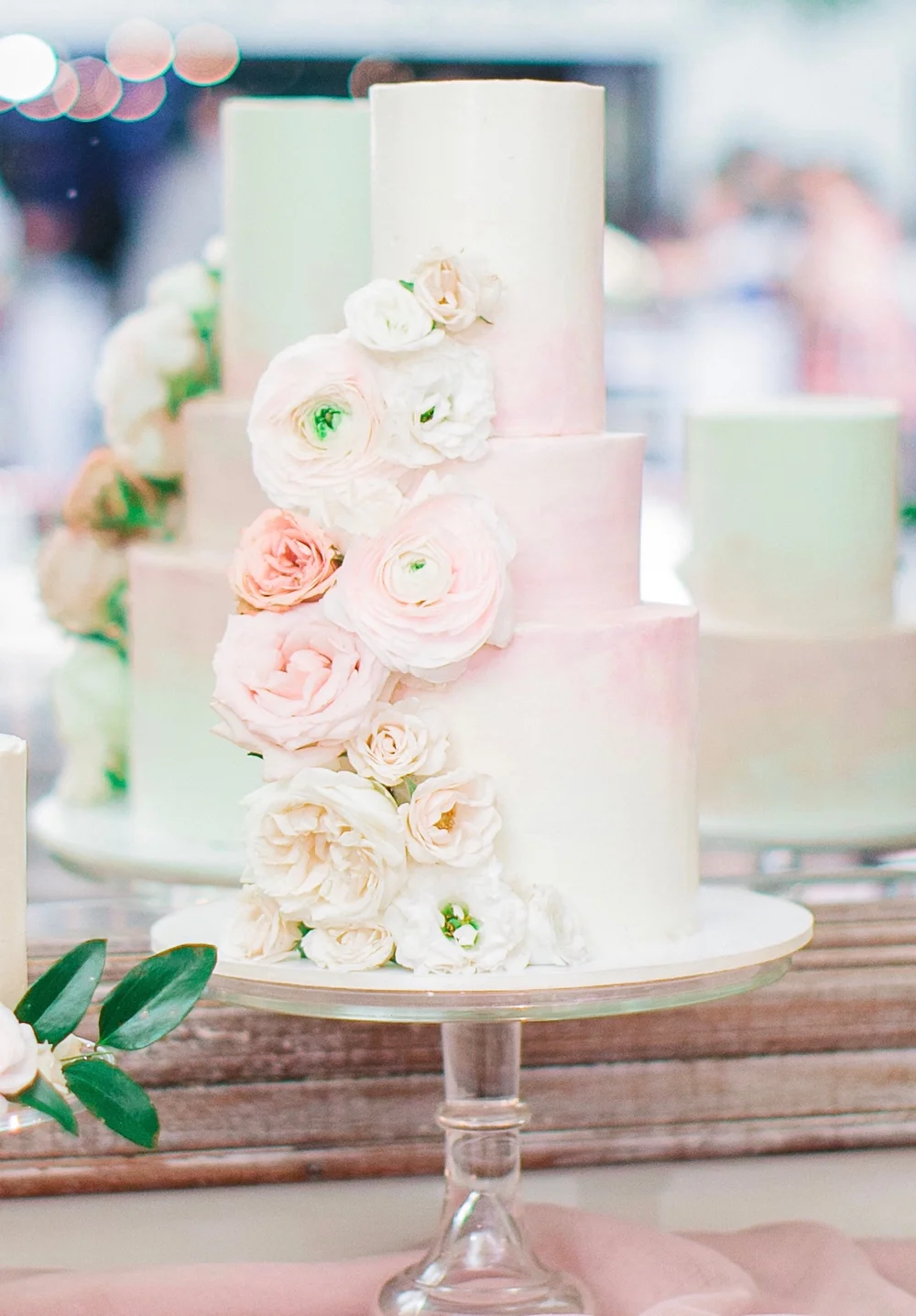 Watercolor wedding cake 60 photos - Astyledwedding.com