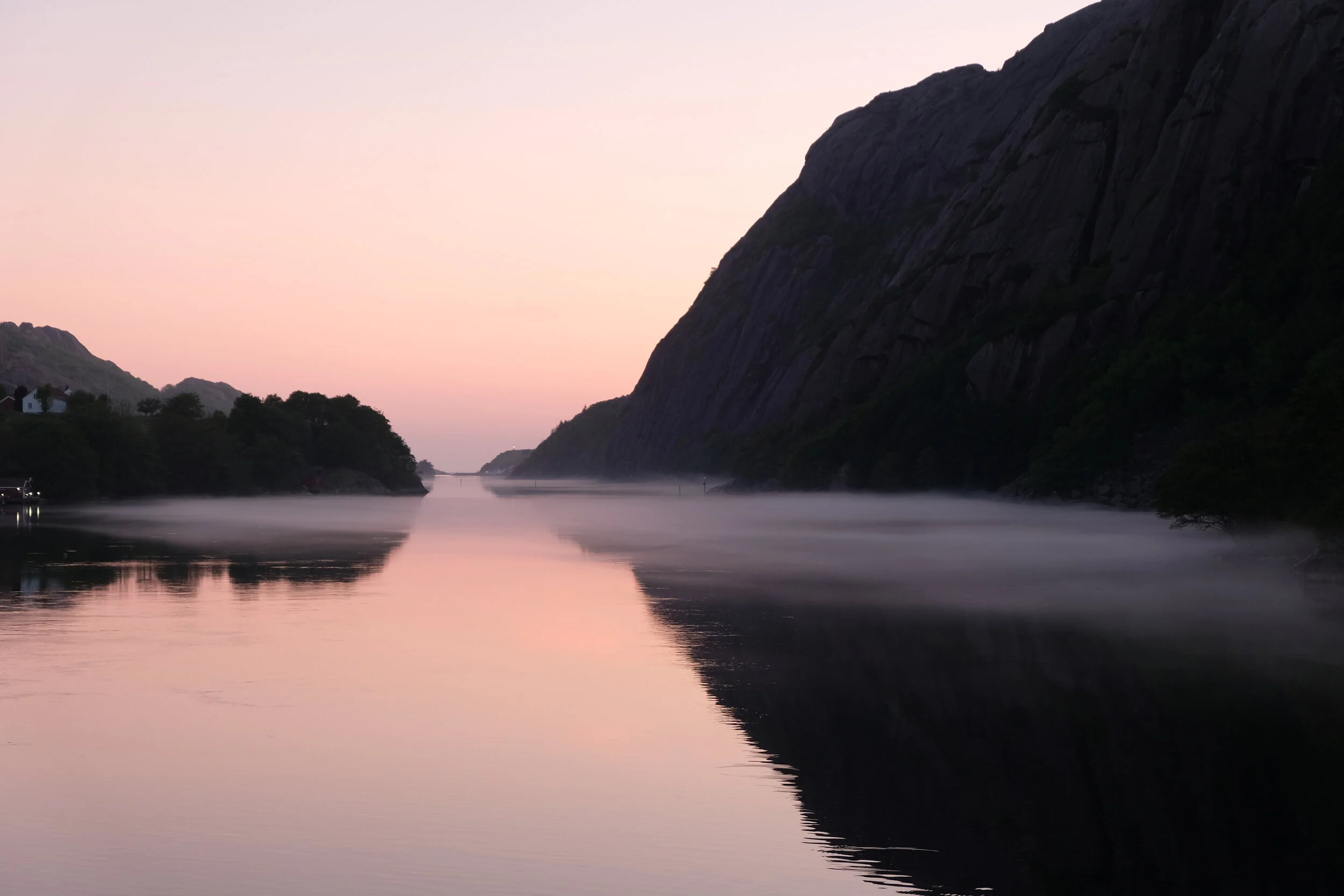 Phototour - a special stay close to nature - LOGBUA - house on the sea ...