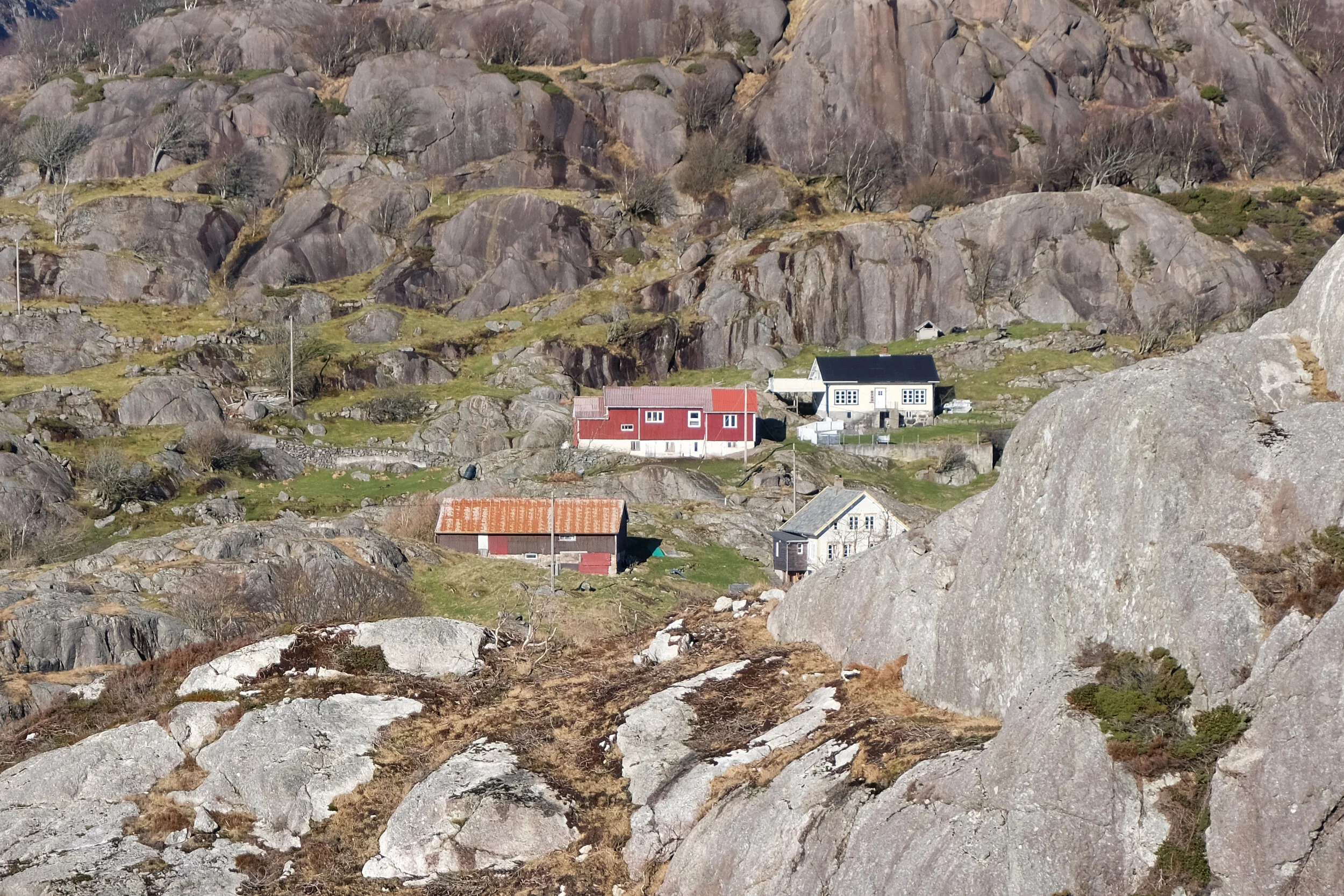 Phototour - a special stay close to nature - LOGBUA - house on the sea ...