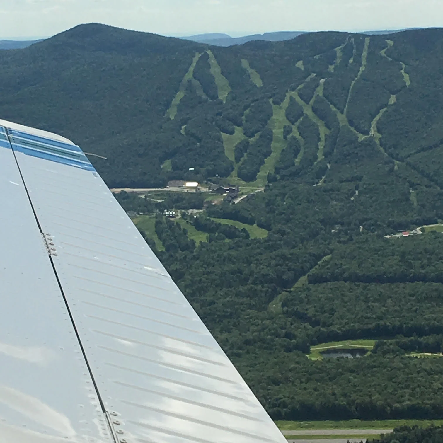 Plane Gallery of Cessna 172 and Piper Dakota aircraft — CT FLYERS