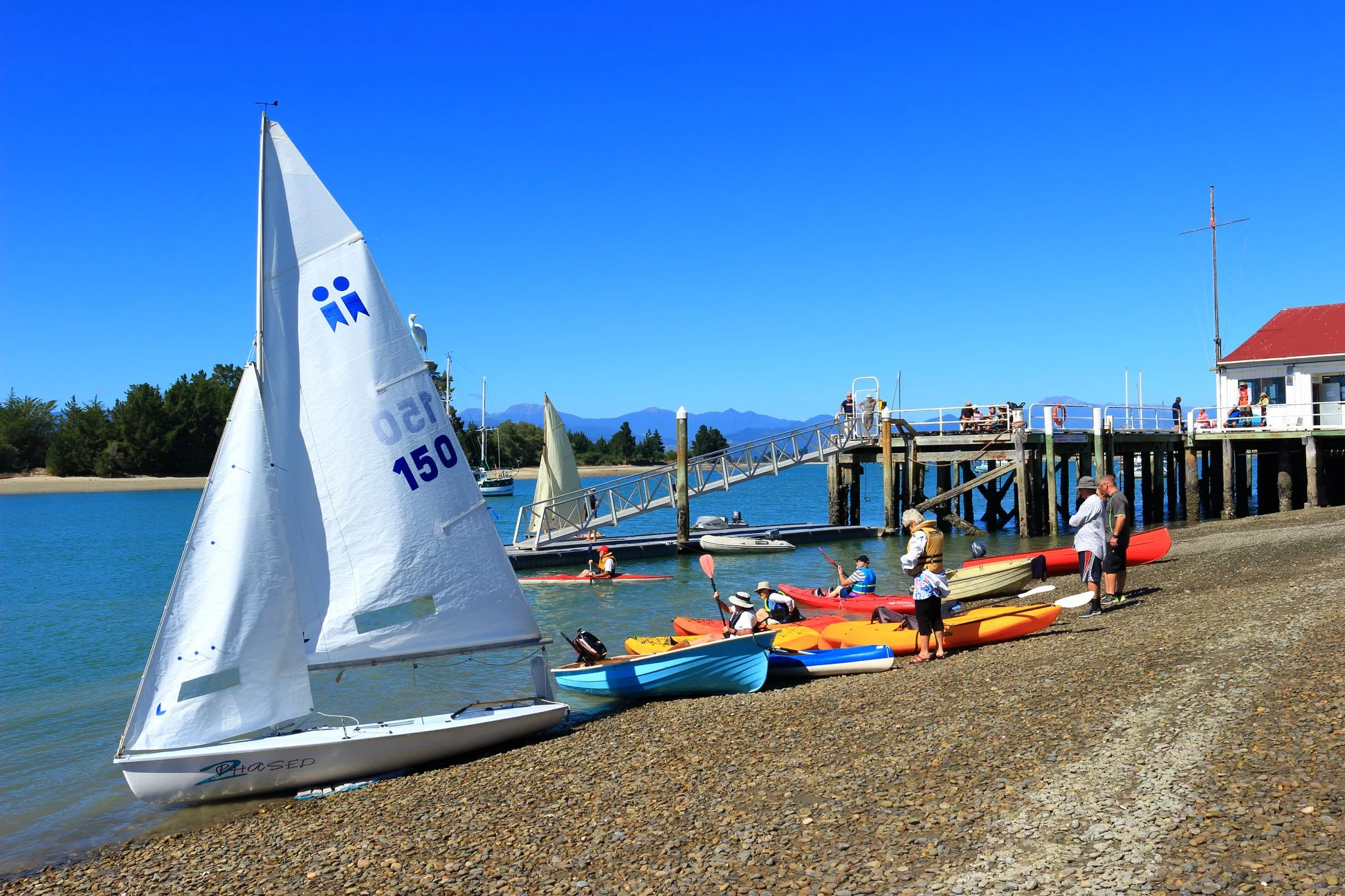 Māpua Boat Club — Māpua Wharf