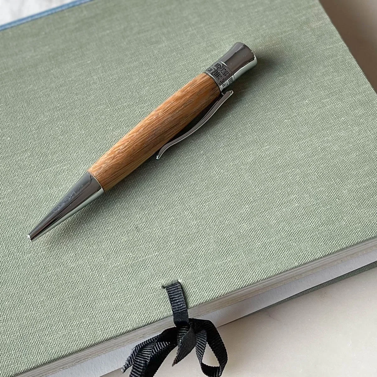 Wooden Ballpoint Pens New Design Natural Wooden Ballpoint Pen 1.0mm