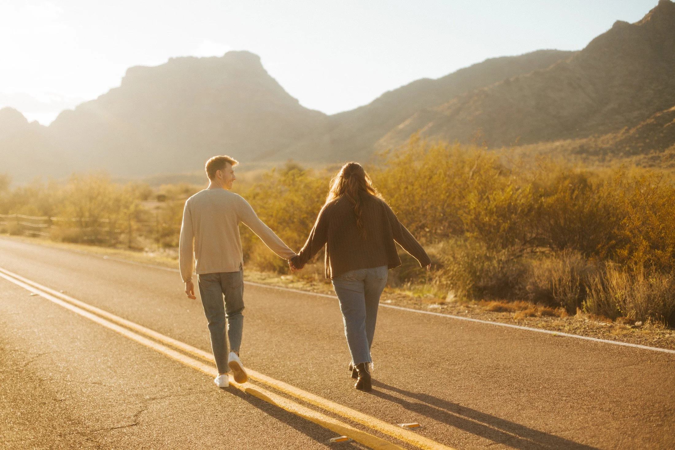 Red Mountain Phoenix Couple Photos