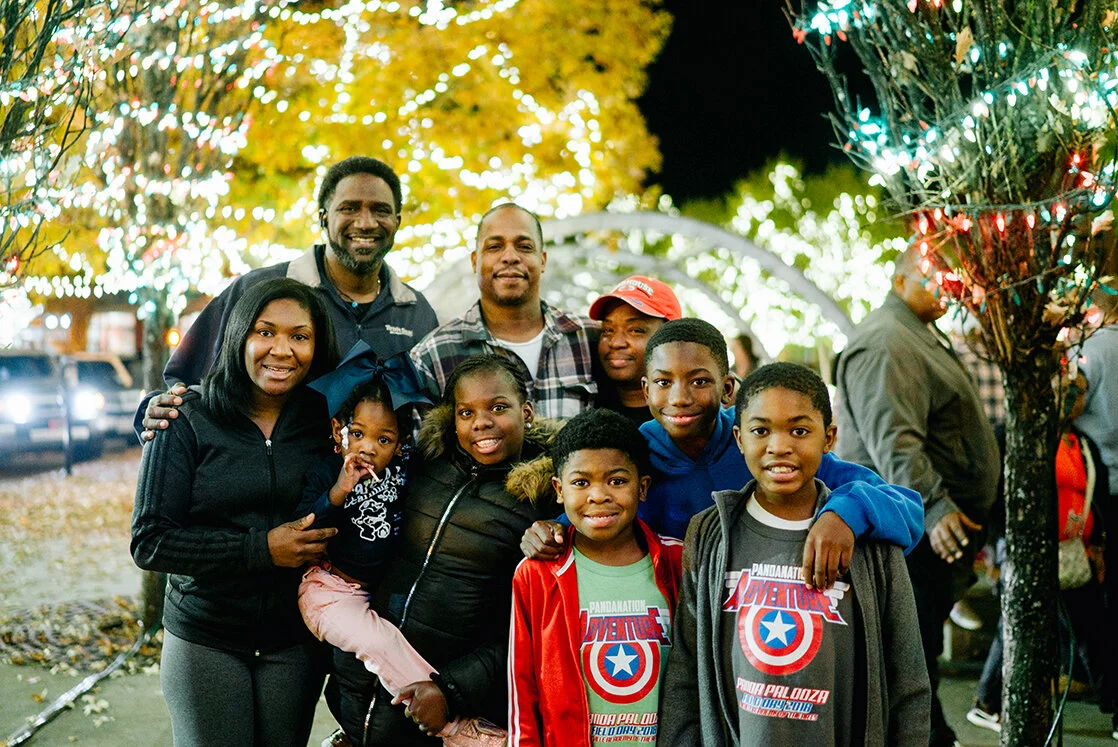 The Lights — Macon Christmas Light Extravaganza