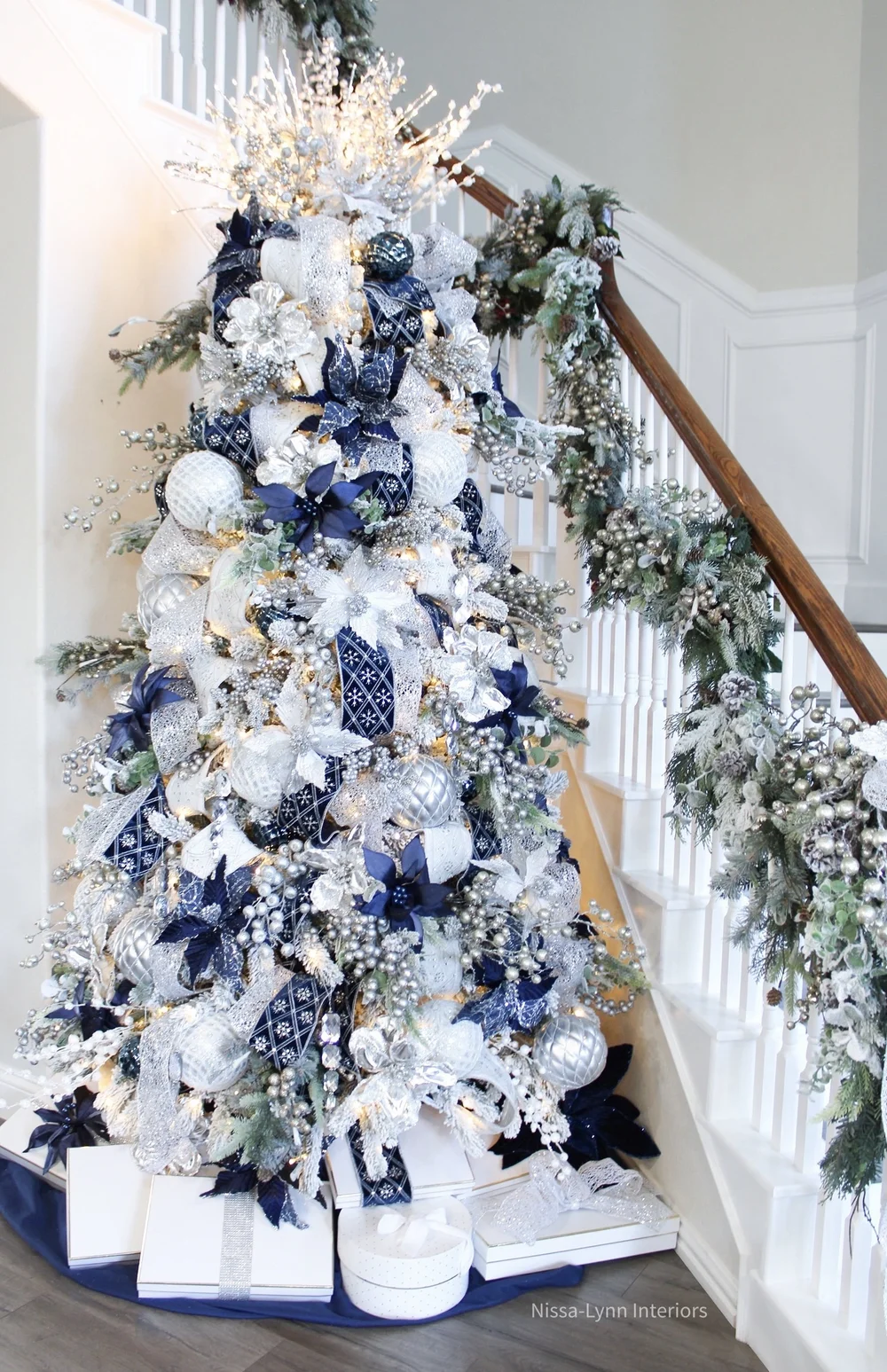 White And Blue Christmas Tree