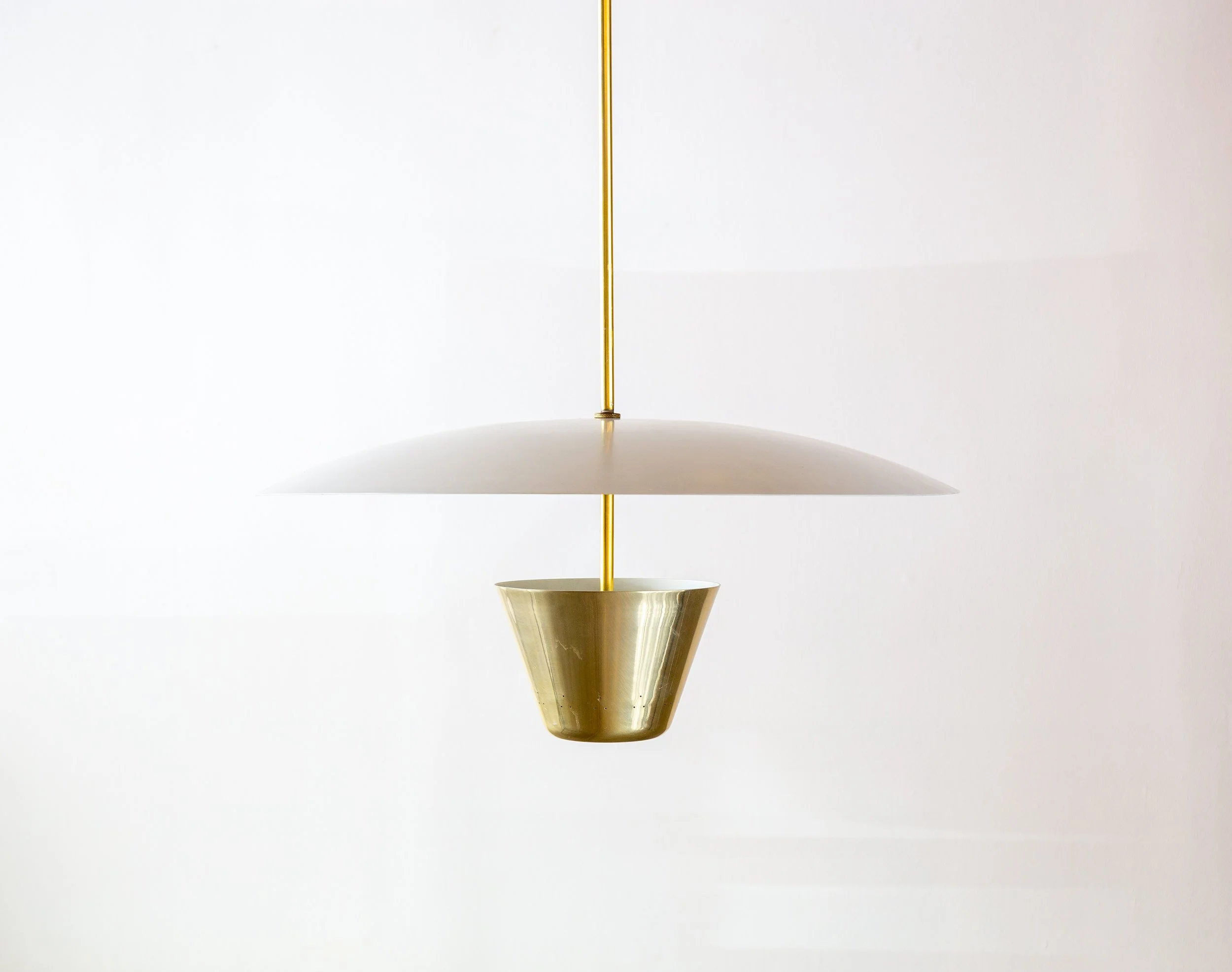 Edward Wormley for Lightolier Pendant Lamp chandelier Brass and Lacquer ...