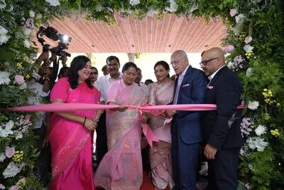 Hon'ble CM of Delhi, Smt. Rekha Gupta, Inaugurates Apollo Athenaa ...