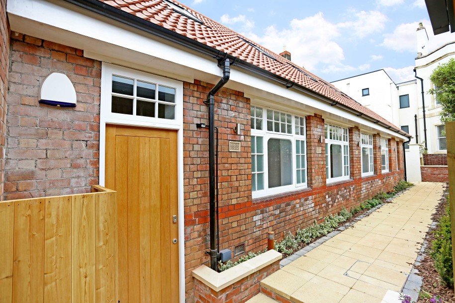 Mortimer House — Land&Buildings Group