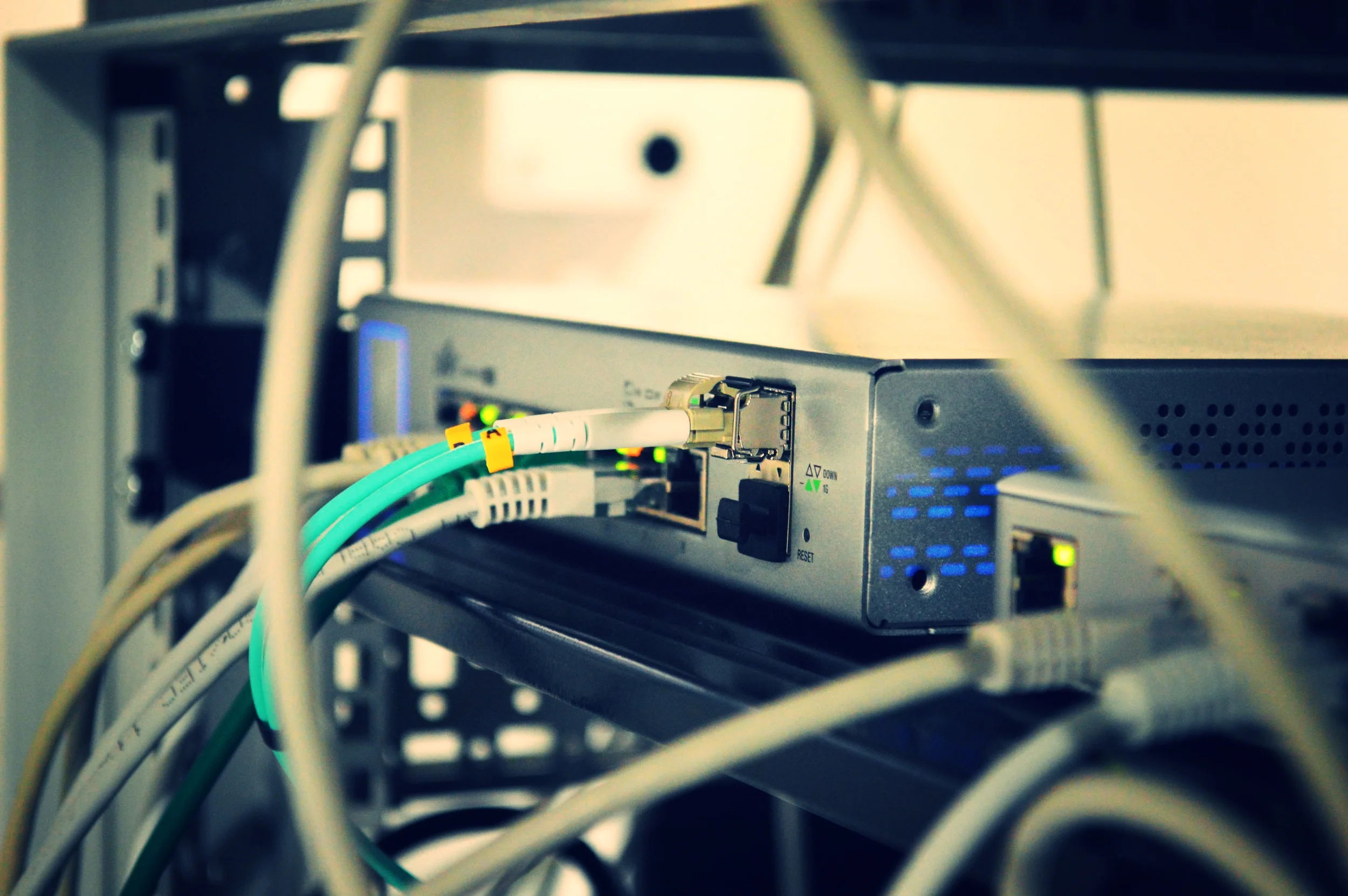 Axis Fiber Solutions