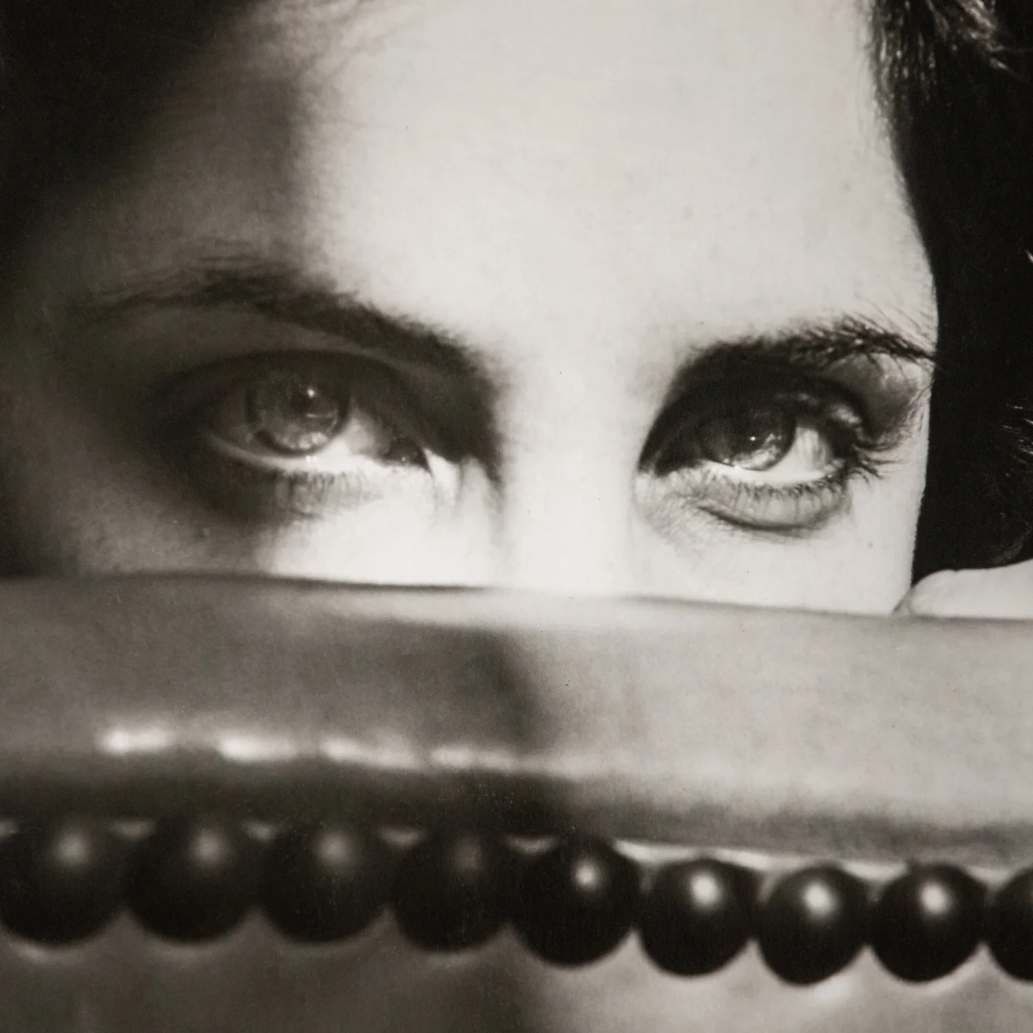 Elizabeth Solaka | NYC Portrait Artist & City Documentarian – Vintage ...
