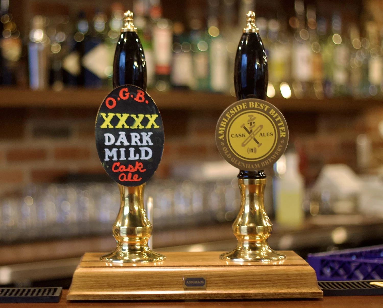 The Ambleside Pub, Where the Cask Ales Sparkle — Casket Beer