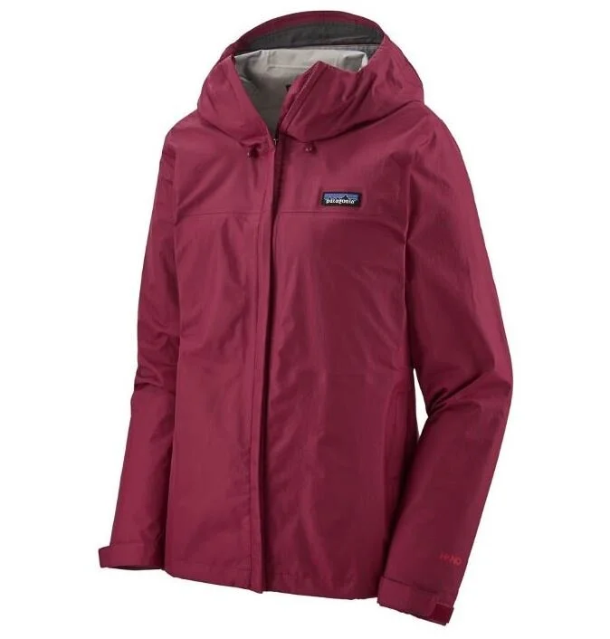 What to Wear Winter Hiking: Winter Hiking Clothes — Nichole the Nomad