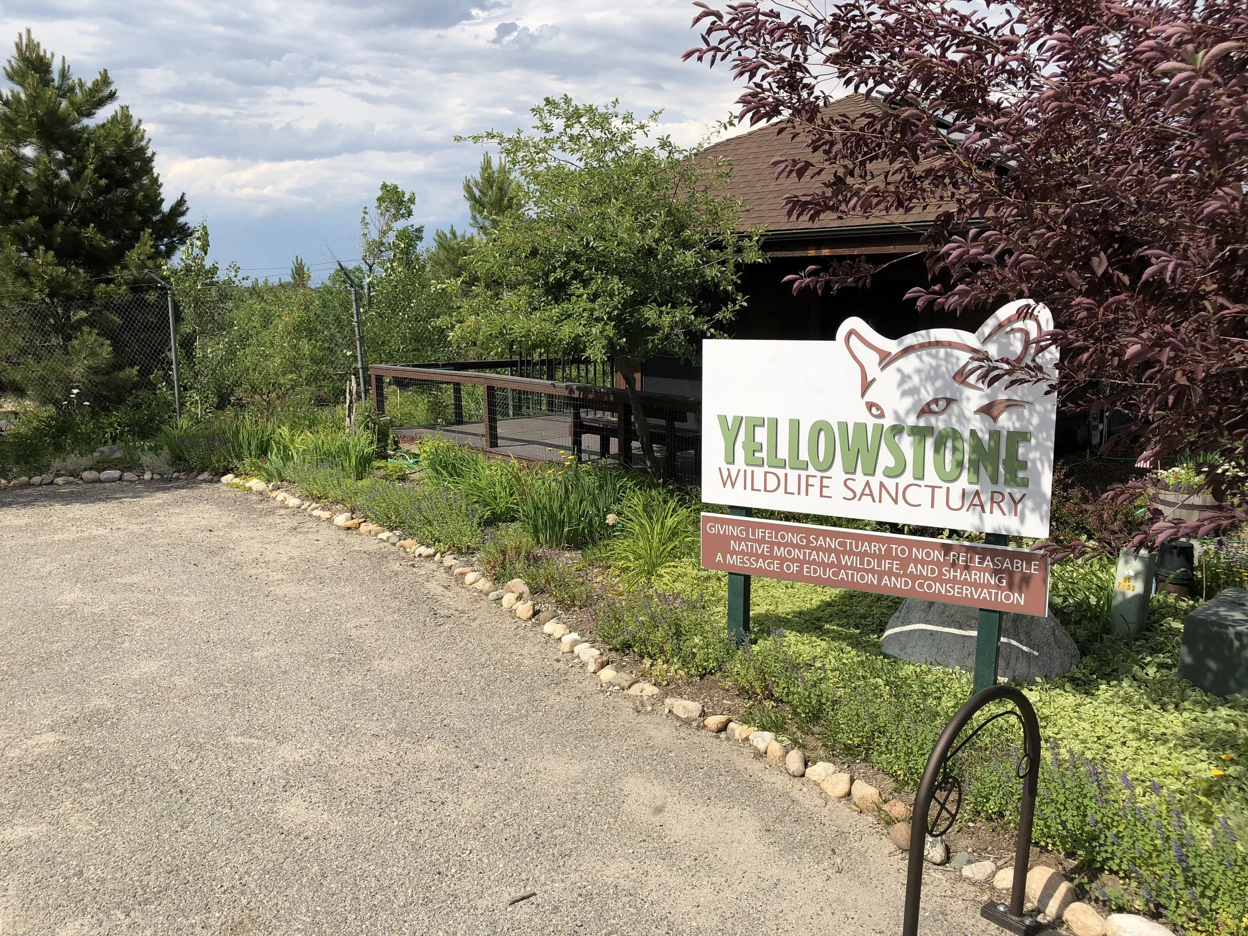 Hours & Rates — Yellowstone Wildlife Sanctuary