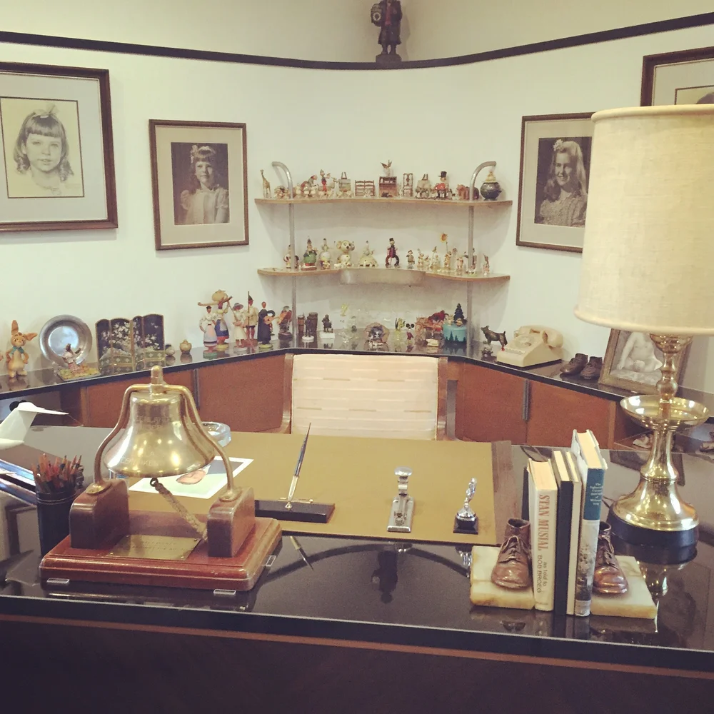 Tour of Walt Disney's Office Suite at Walt Disney Studios - Burbank, CA ...