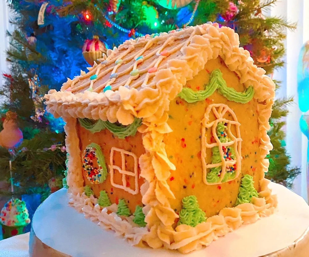 How to Make a Sugar Cookie Gingerbread House (Recipe and Template ...