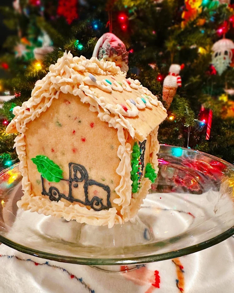 Sugar Cookie House Guide (Easy Ideas for Kids & Holidays) — The ...