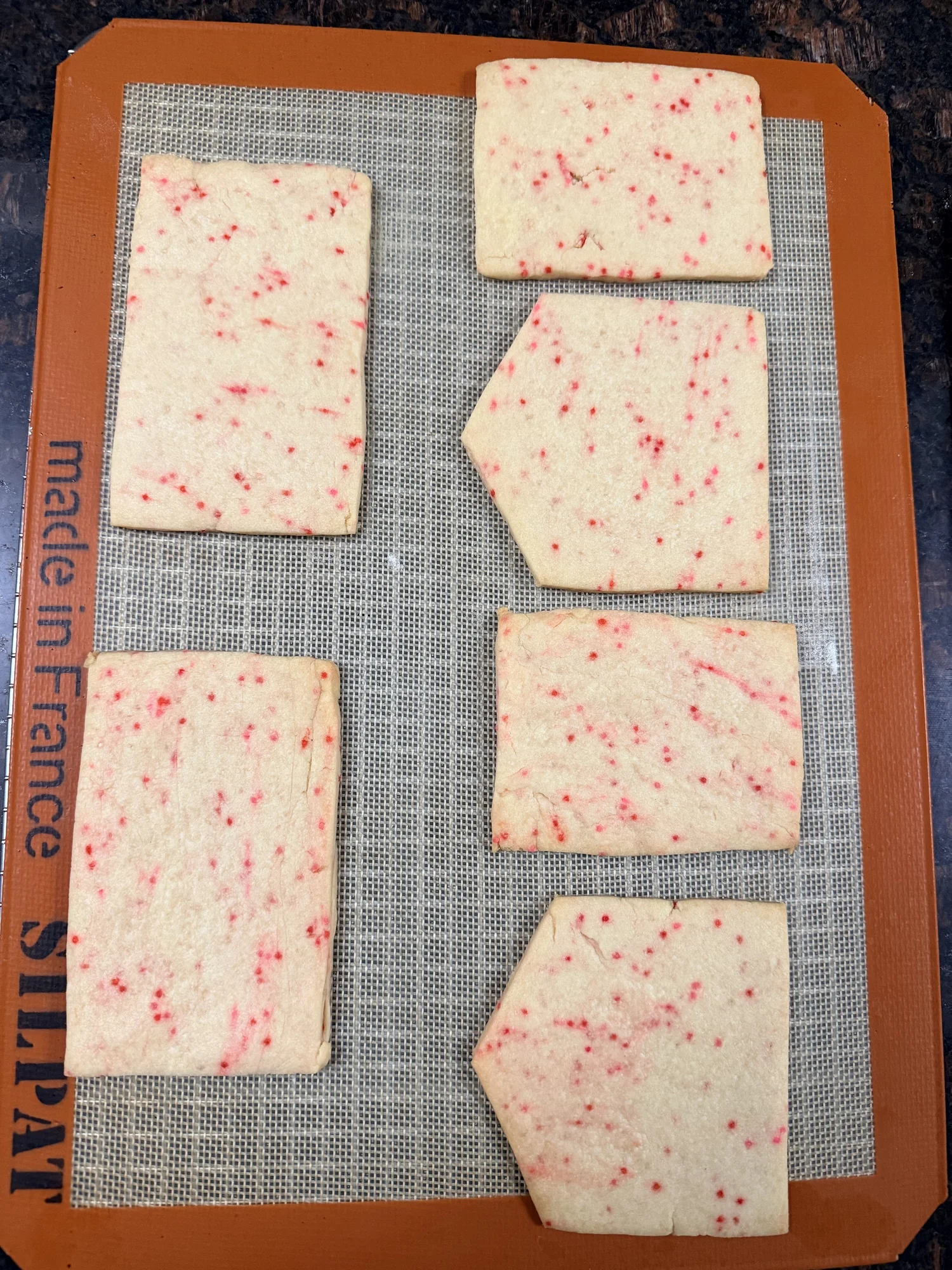 Valentine’s Day Sugar Cookie House (Easy, No Gingerbread Required ...
