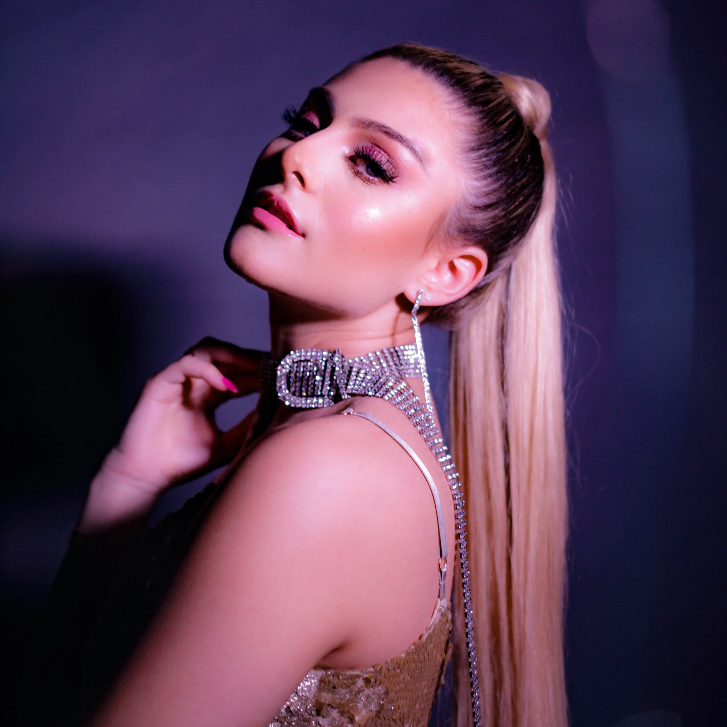 Casey Baer’s New Music Will Make U Love Her — Carrie's Chronicles