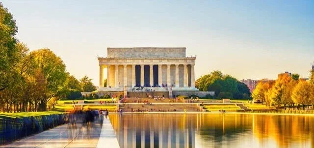 4 FALL IG WORTHY PHOTO SPOTS IN DC — traveling tanna
