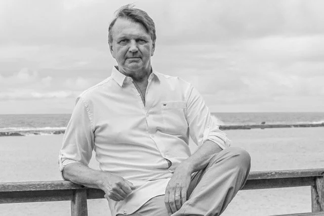 Peter Kesterton — Bloodhound Books