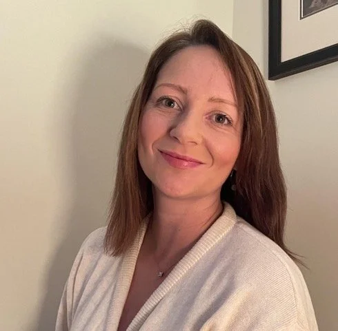 Lisa Nicholas — Bloodhound Books