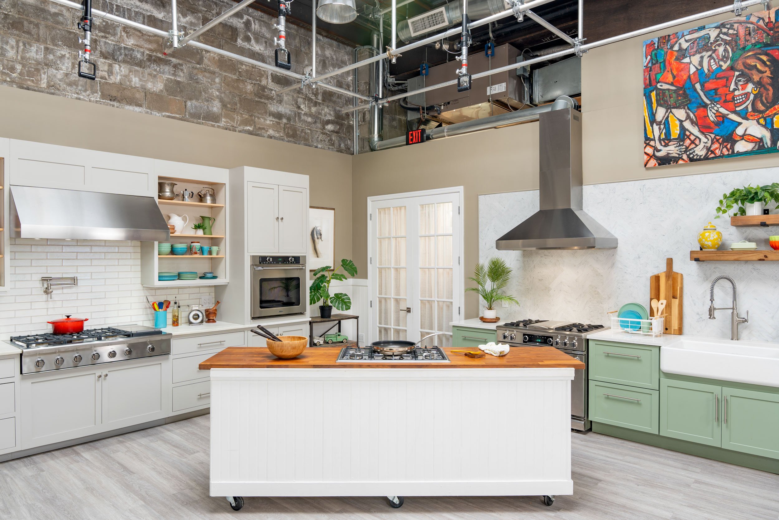 Prep + Shoot Kitchen Rental - Brooklyn Photo Video Rental Studio — Bond ...