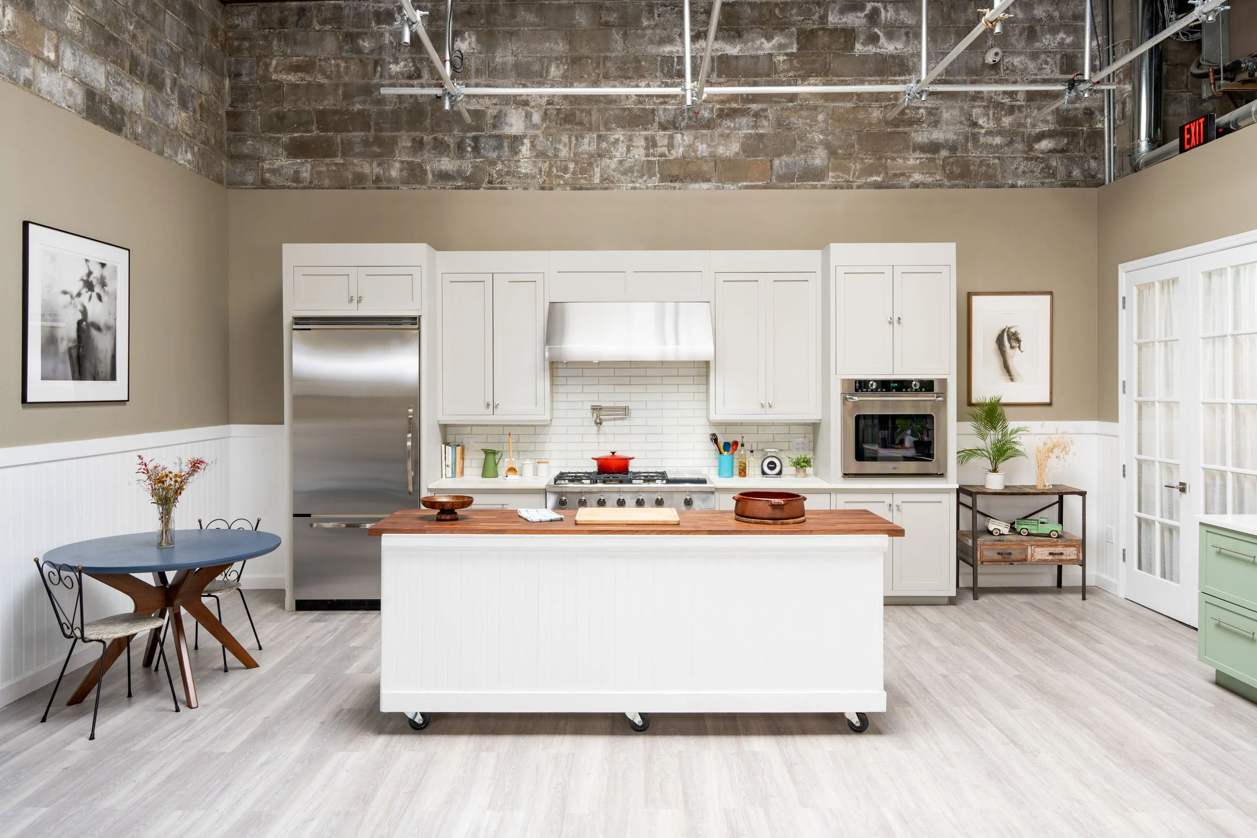 Prep + Shoot Kitchen Rental - Brooklyn Photo Video Rental Studio — Bond ...
