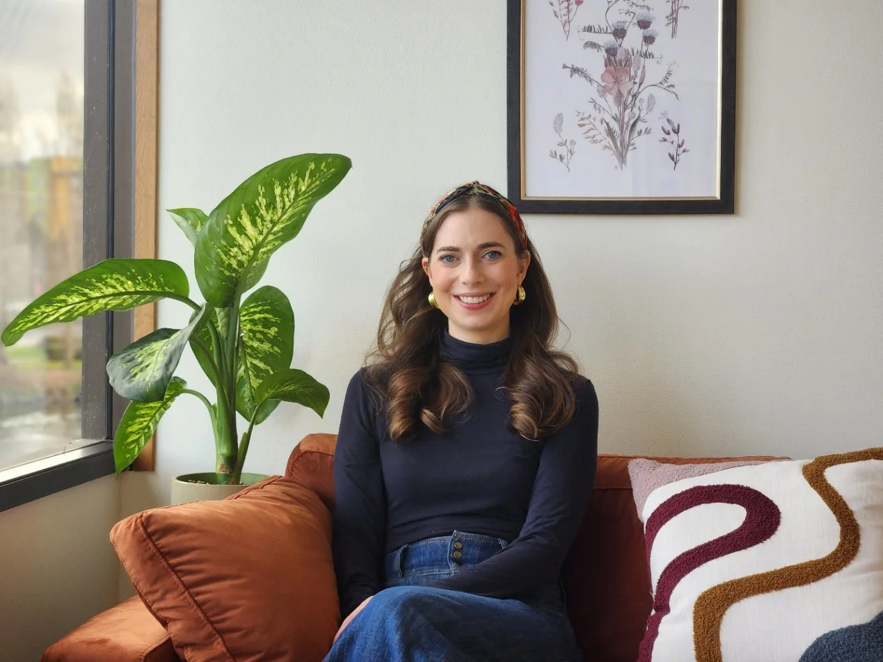 Seattle Couples Therapist, Leslie Hall — Riverbank Therapy, PLLC