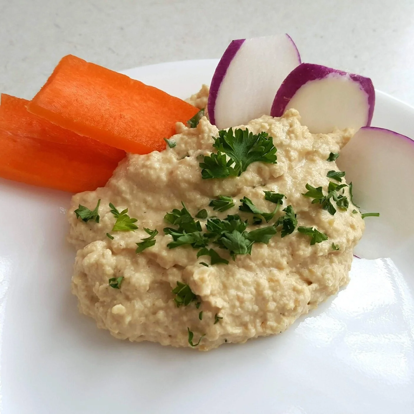 Easy Oil-free Hummus — your Nutrition Ally