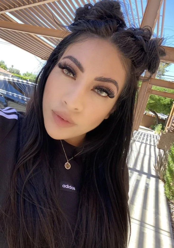 ABOUT US — SKINAHOLICS
