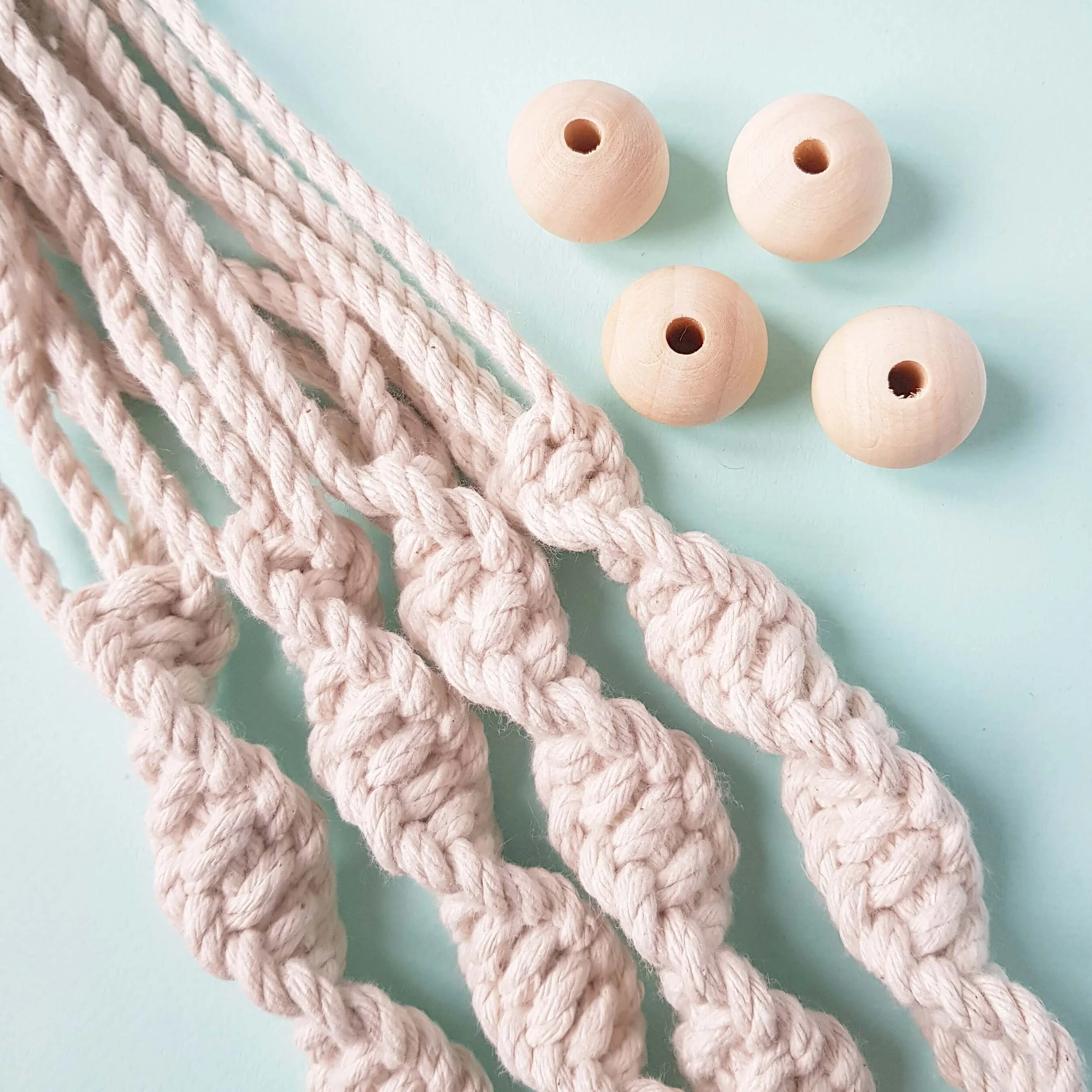 Chinese Crown Knot Macrame