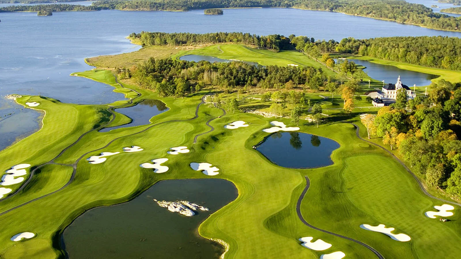 Bro Hof Slott — Golf World