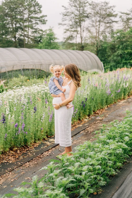Flower Farm Mini Session in Greenville, Sc — Greenville Family ...