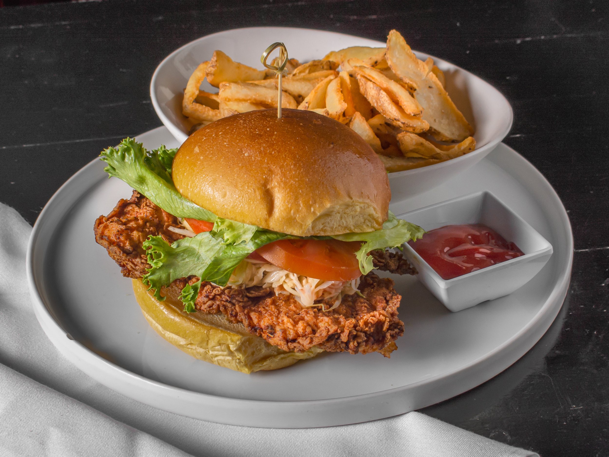 Finley's of Green Street | Best Huntington Restaurant and Bar