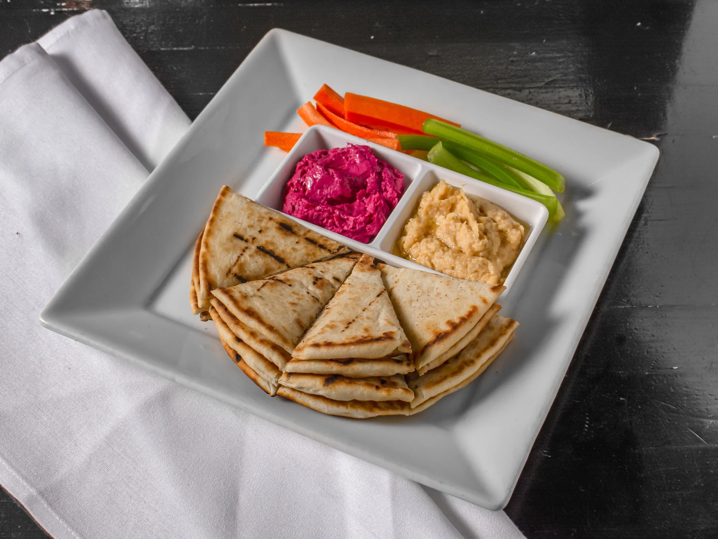 Finley's of Green Street | Best Huntington Restaurant and Bar
