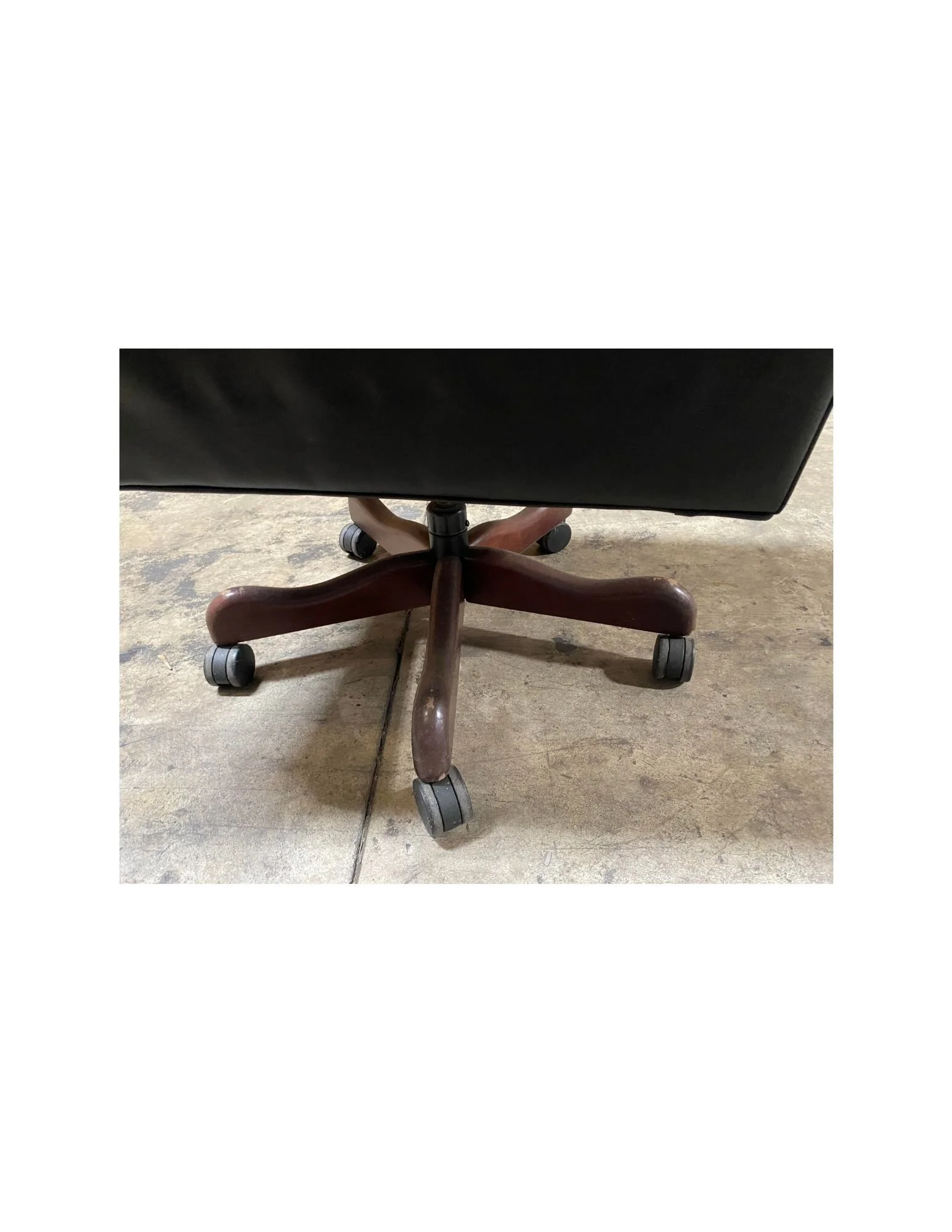 Traditional Conference Chairs by Gregson — Dynamic Office Services