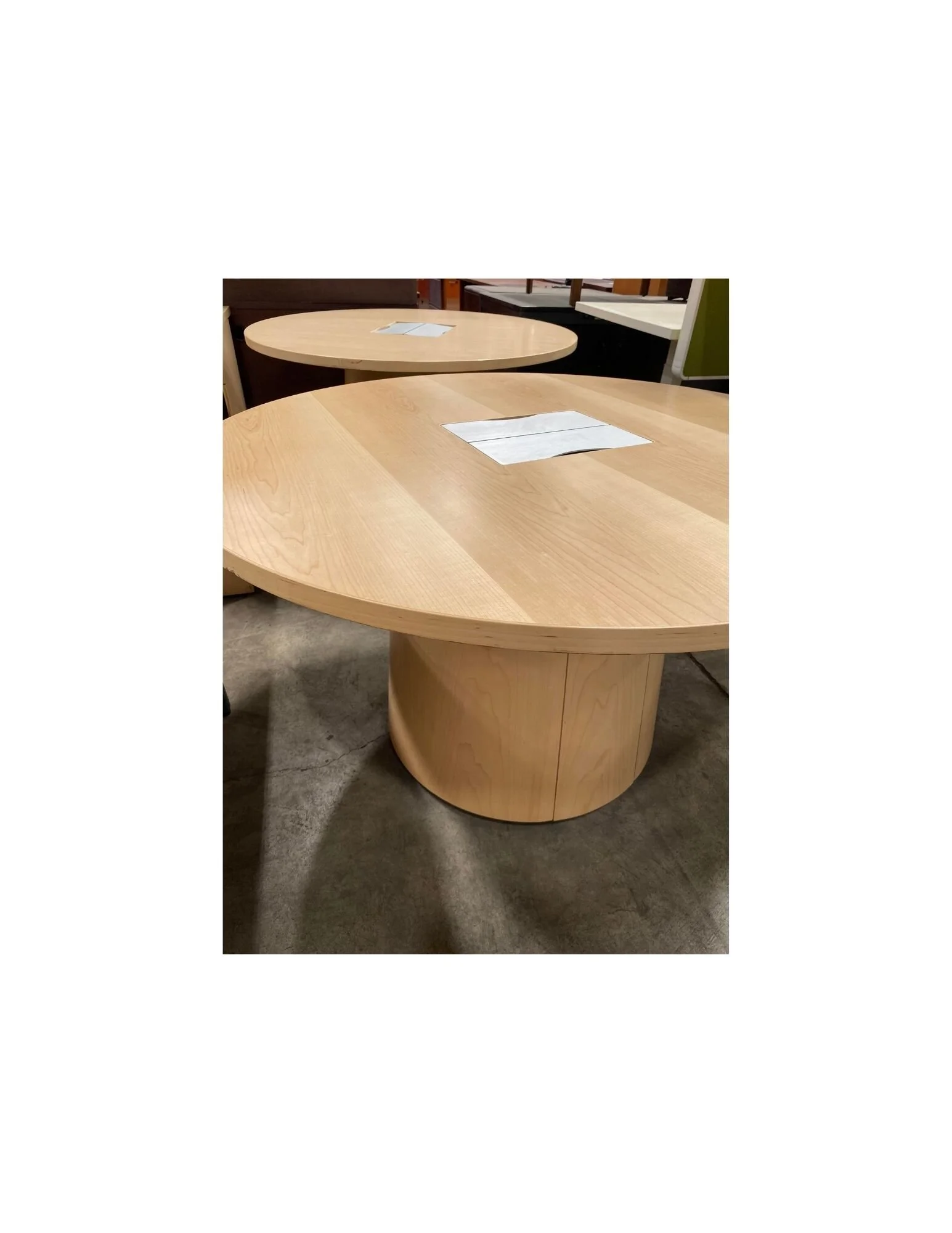 48" Round Table by Steelcase — Dynamic Office Services