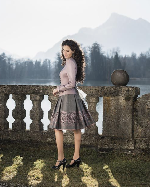 Lingerie — René Schiffer