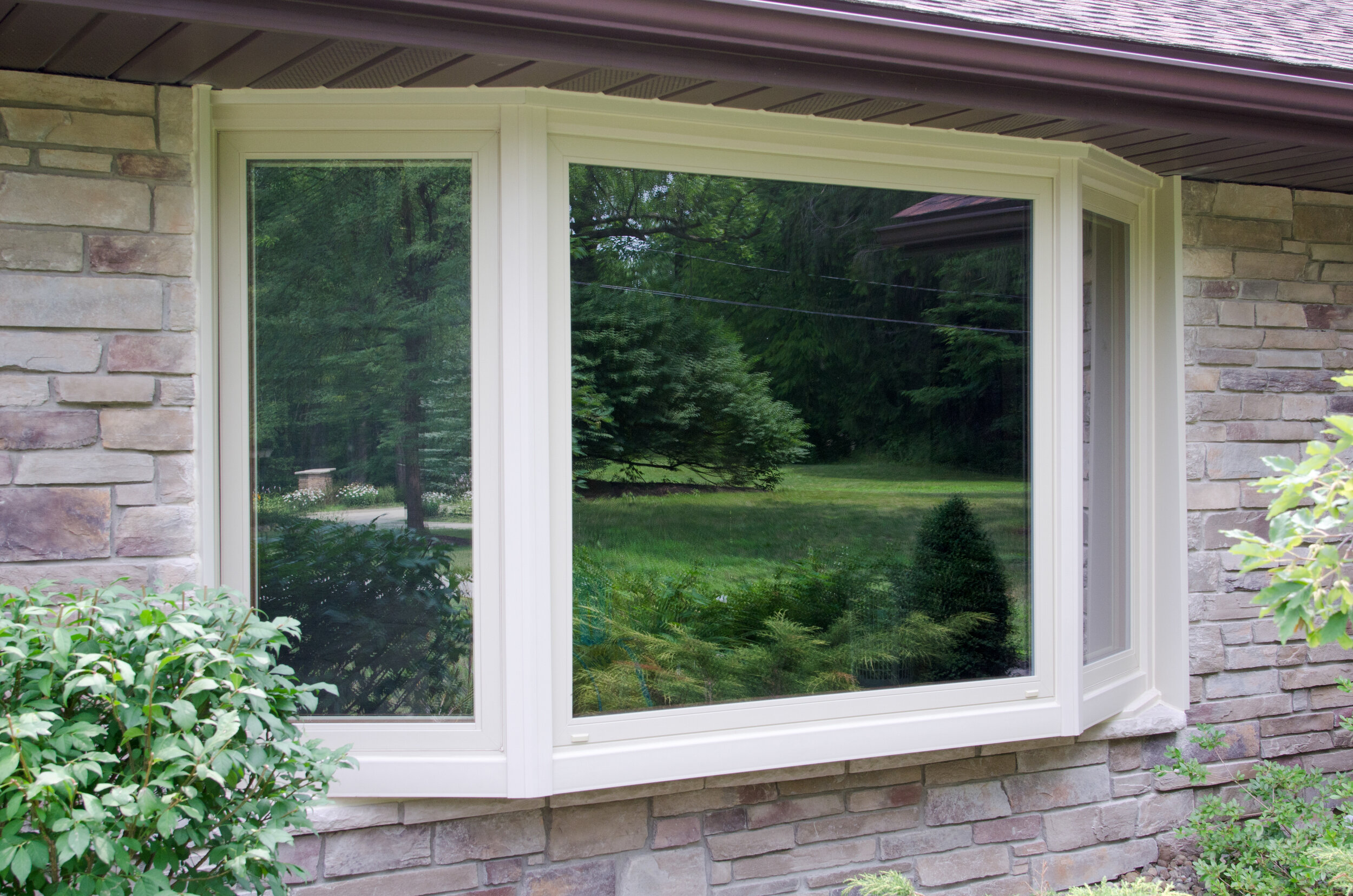 Bay vs Bow Windows: Which Is Better For My Home? | Steve the Window Guy