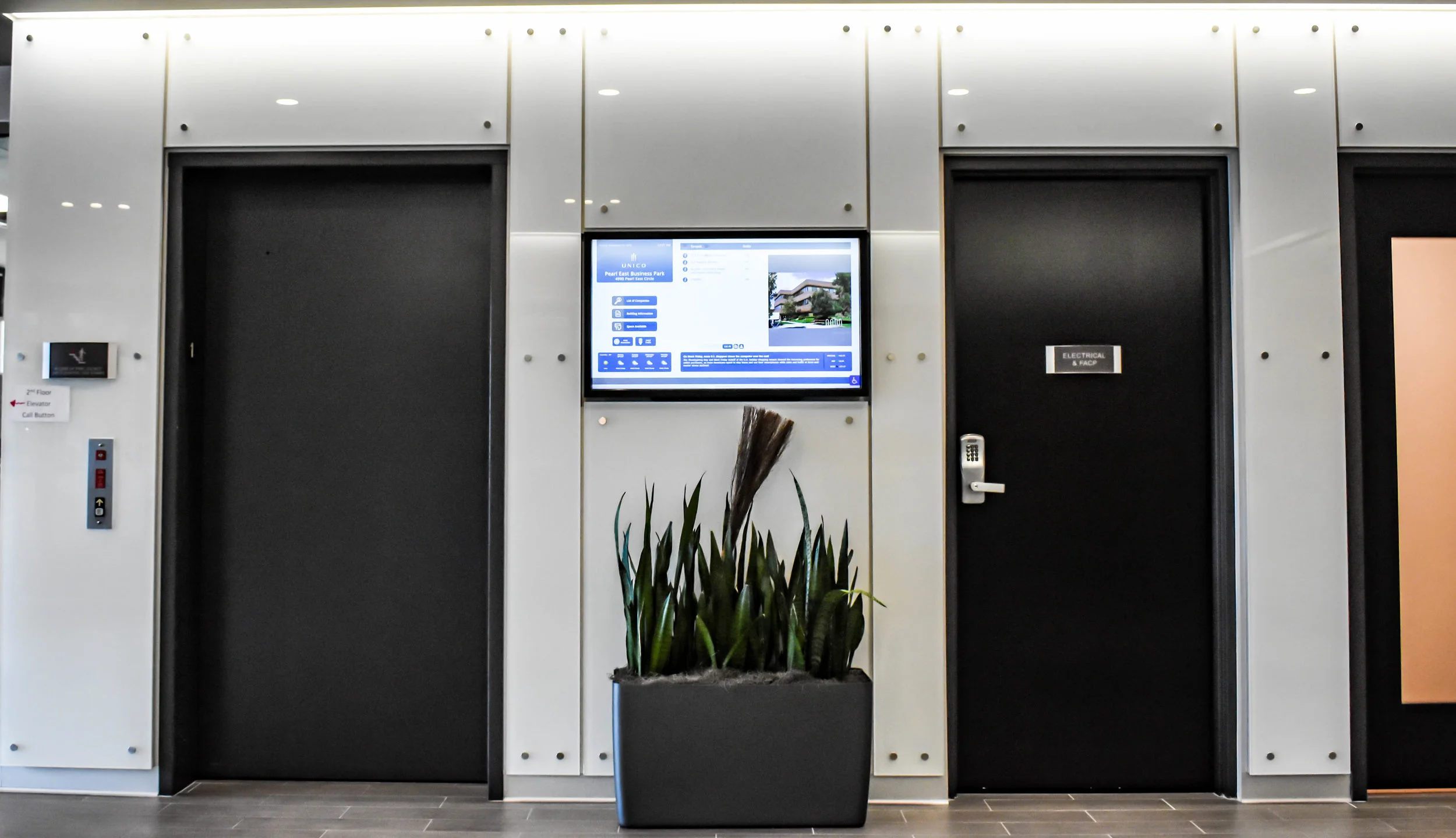 Slade Glass Co. | Residential + Commercial Glass Solutions