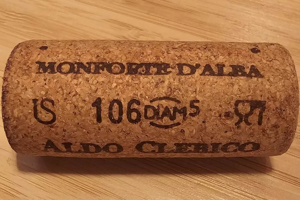 Understanding Wine Closures: Cork vs. Screw Cap & More — Vero