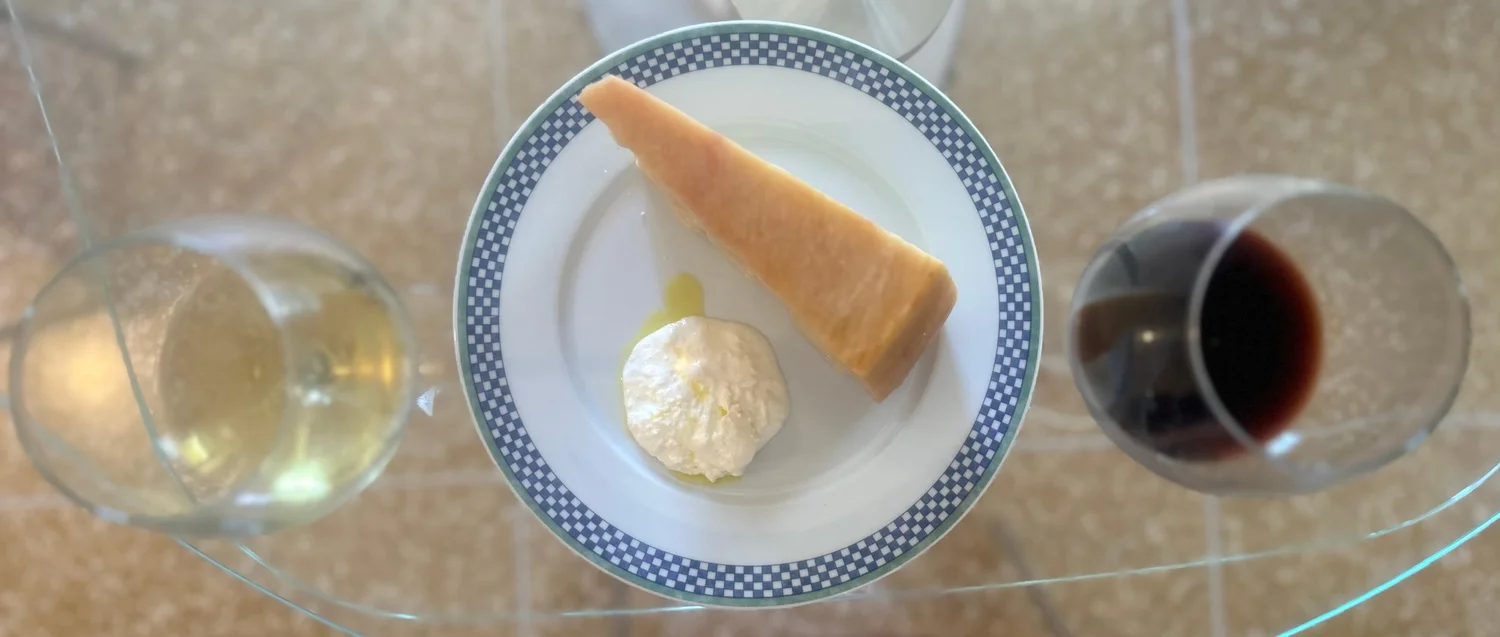 Discover Exquisite Cheese and Wine Pairing — Vero