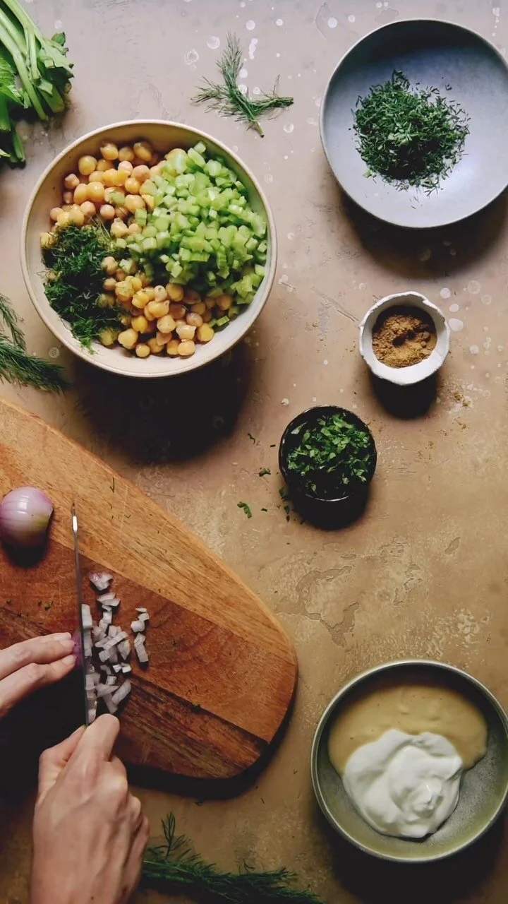 Arnabit (Fried Cauliflower with Lemon Garlic Sauce) — Omayah Cooks ...